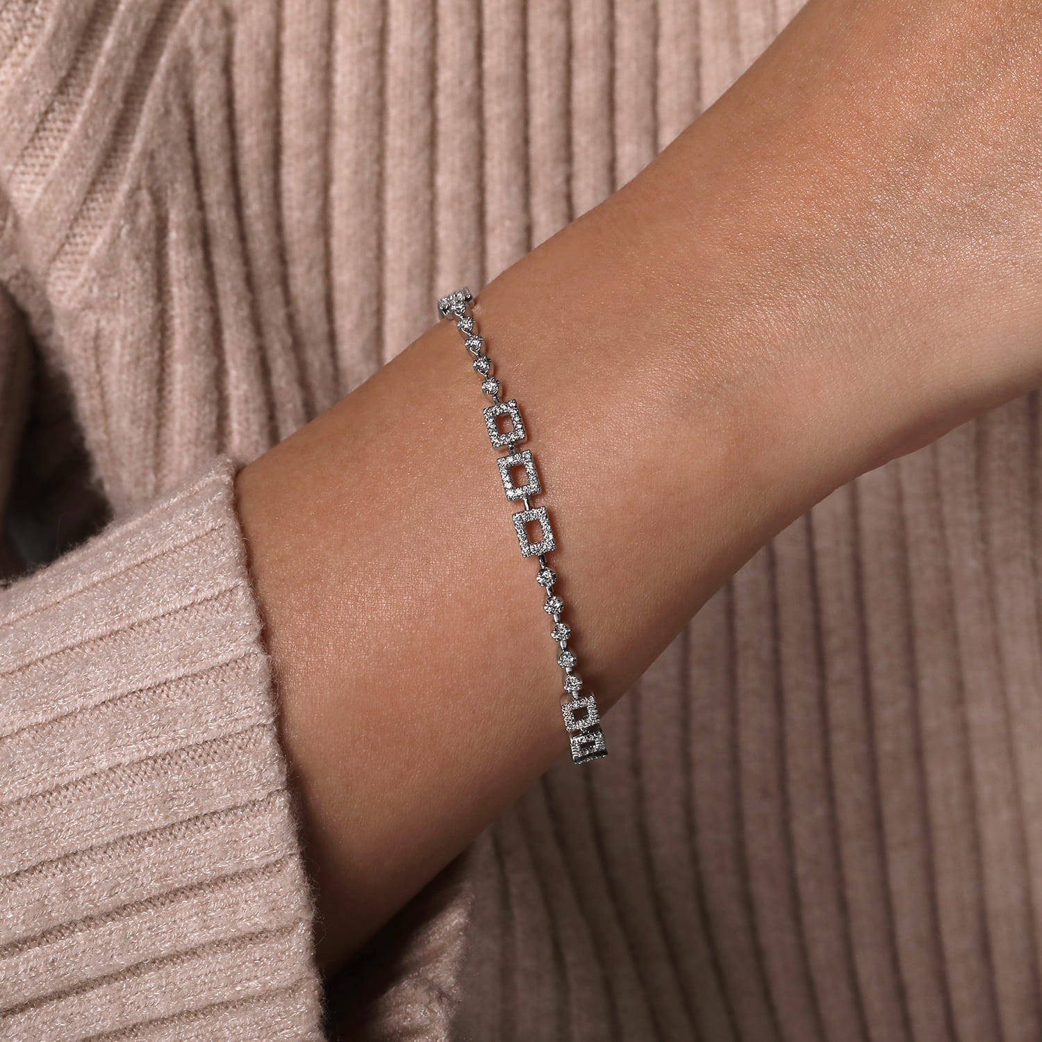14k White Gold Lusso Tennis Bracelet. SKU: TB4308W45JJ | Gabriel & Co.