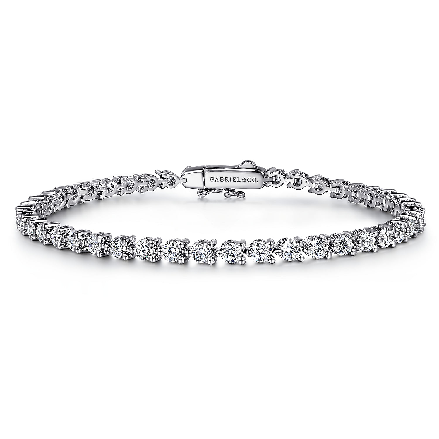 Traditional tennis bracelet store