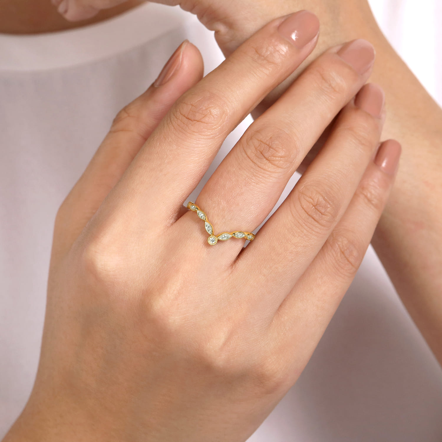 Chevron Rings - Shop Chevron Diamond Rings | Gabriel & Co.